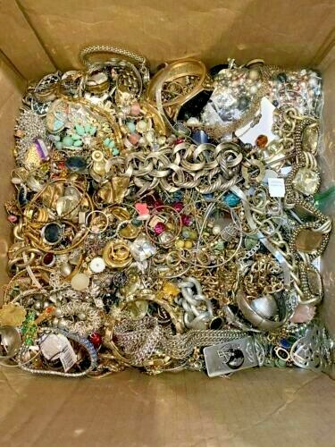 Unsorted Jewelry Vintage Modern Huge Lot Junk Craft Box FULL 3 POUNDS ...