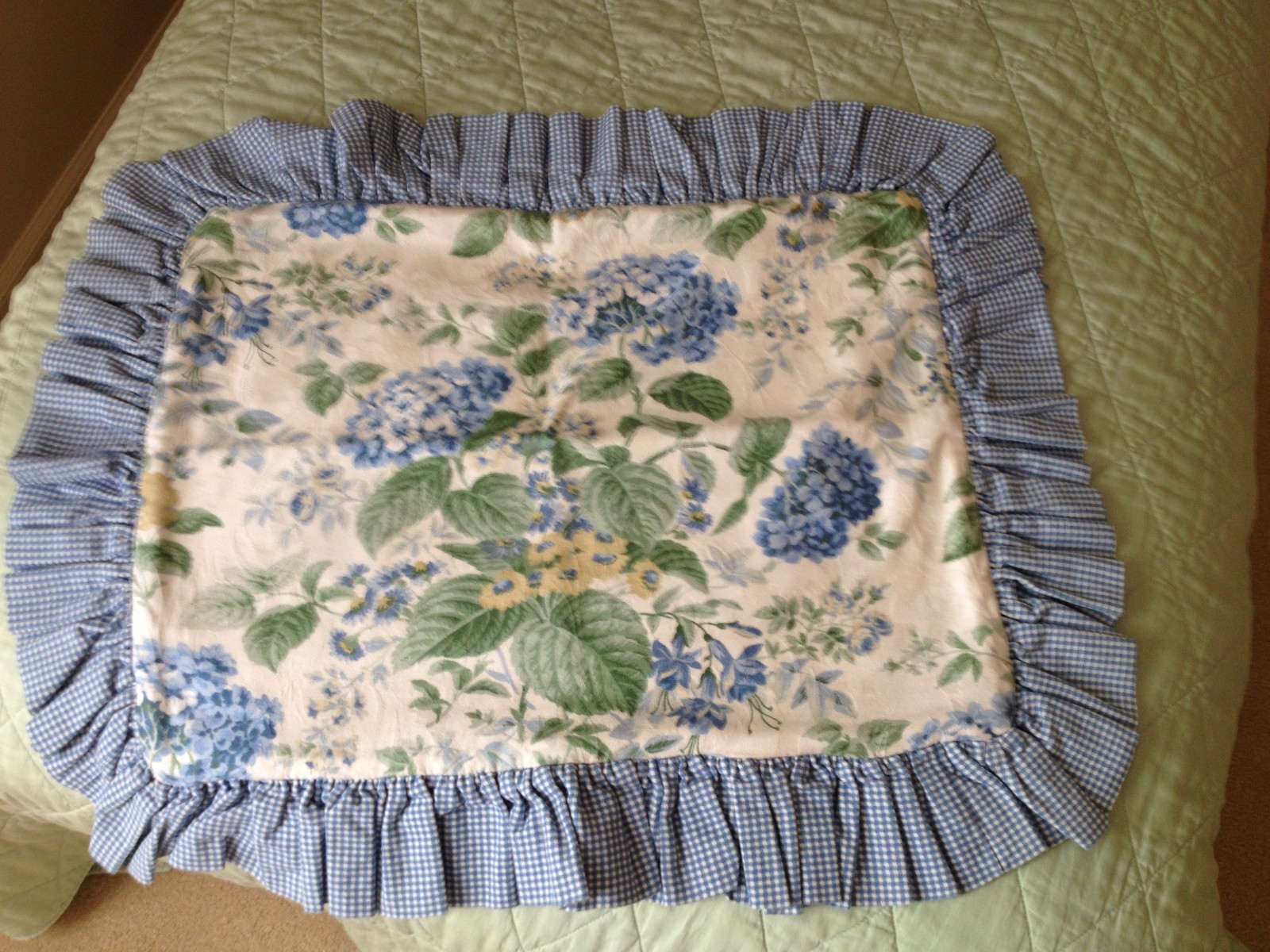 WAVERLY QUEEN BEDDING COMFORTER SET FLORAL Hydrangea Blue Green ...