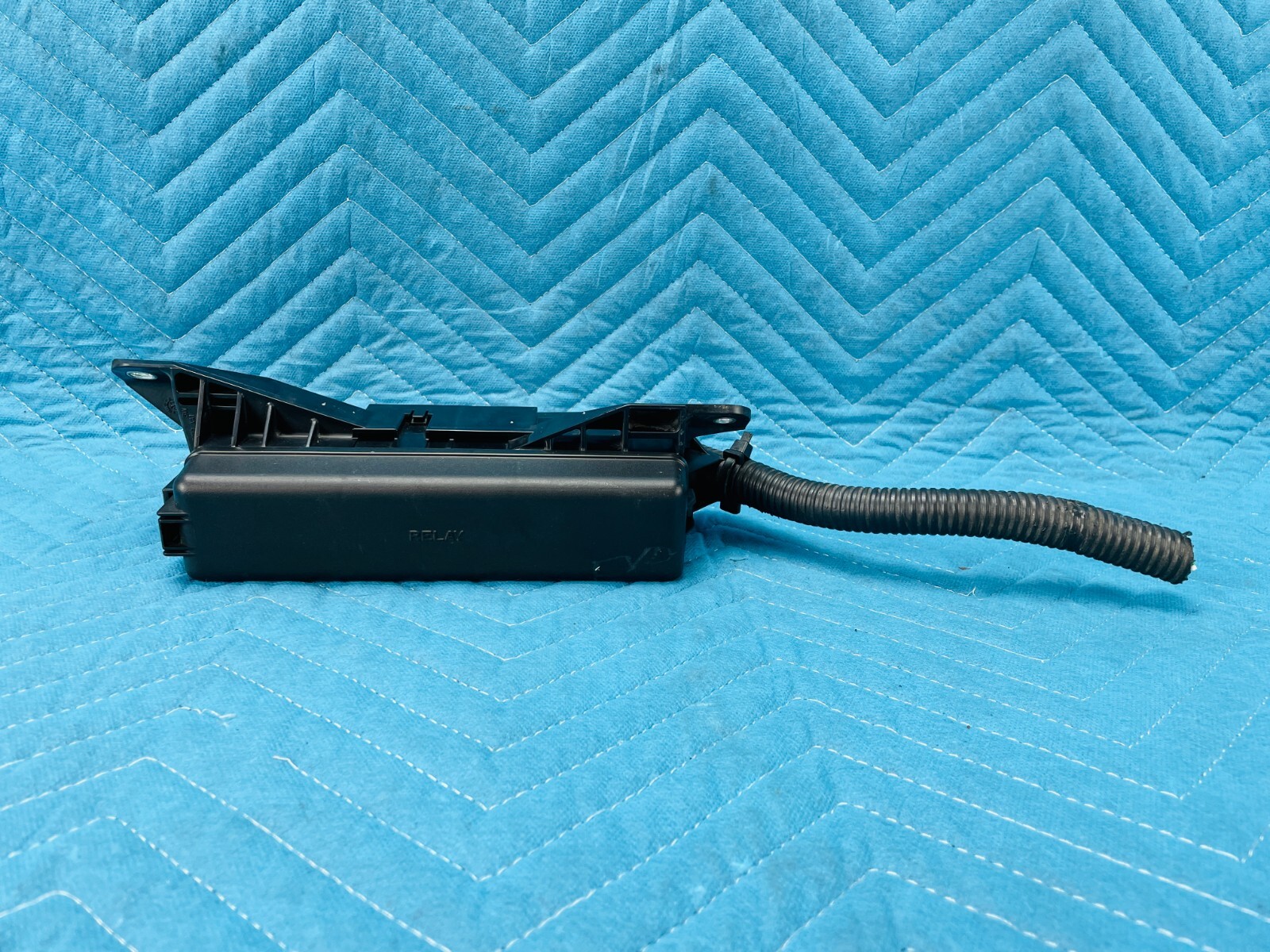 Toyota Prius Engine Room Fuse & Relay Junction Block 2004-2009 OEM | eBay