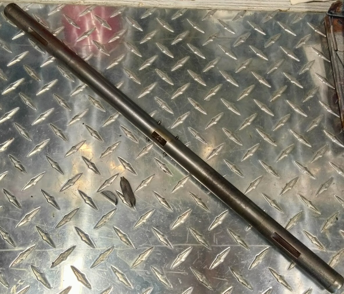 Vintage Ariens 922012 922016 Snowblower Axle 02201700 & Keys 06601100 ...