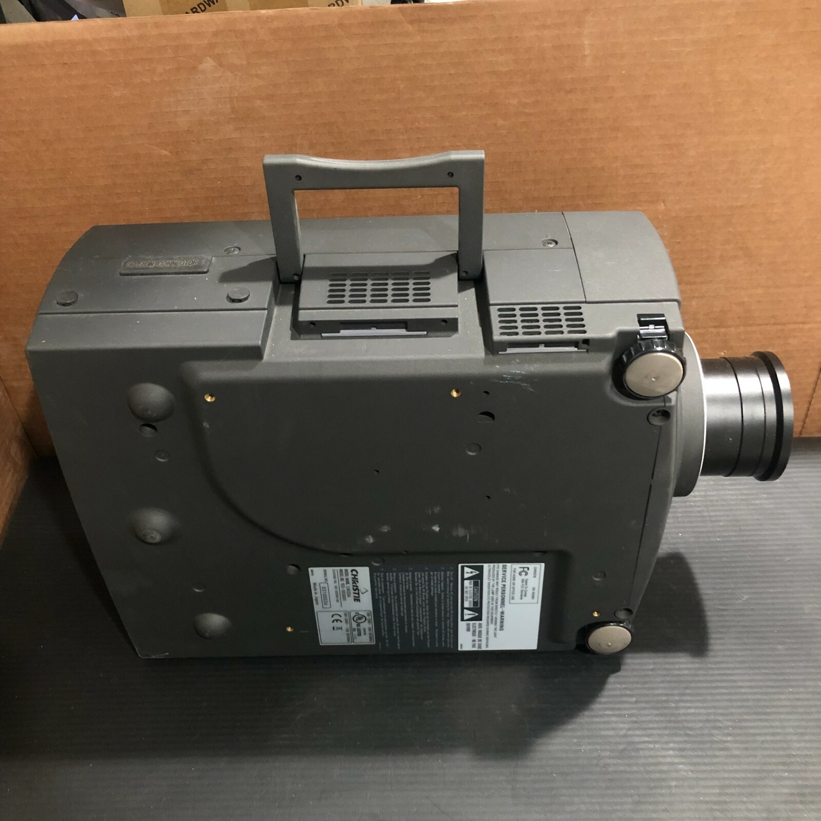 CHRISTIE LW25A LCD WIDE-SCREEN HIGH PERFORMANCE PROJECTOR, FREE ...