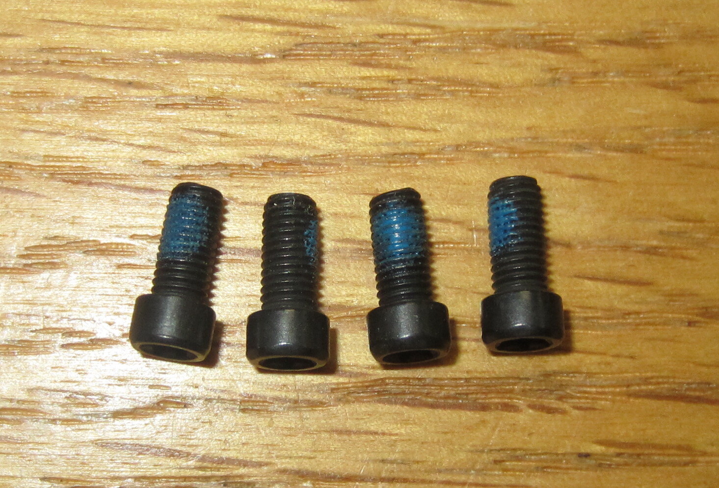 Leupold Torx Scope Mount Screws Assorted Sizes | eBay