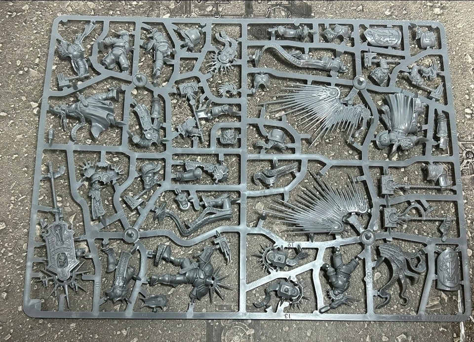 Warhammer Stormcast Eternals Starter Army New On sprue | eBay UK