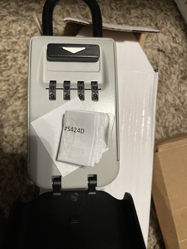 NEW! Master Lock 2-7/8in. Shackle Light Up Dial Portable Lock Box 5424D ...