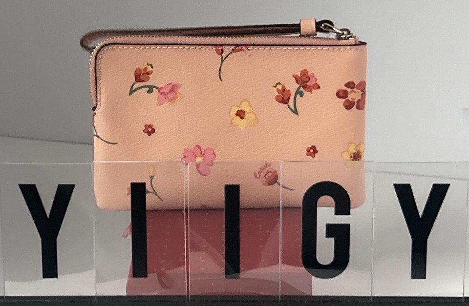 🐼💦 Coach C8701 🐼💦 Mystical Floral Flower Leather Card Wristlet Bag 🐼 ...