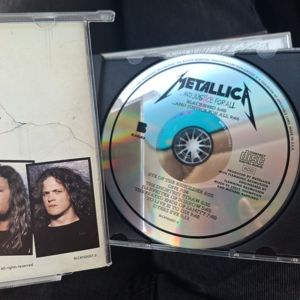 Metallica Cd Lot Of 5 BLACK, Master Of Puppets, ajfa, Death Magnetic ...