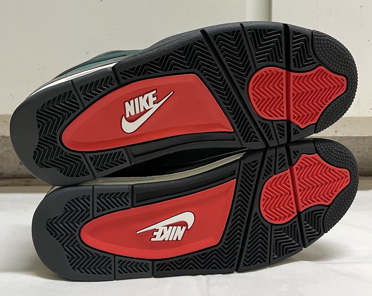 Size 11.5 - Nigel Sylvester x Air Jordan 4 RM SP Grandma's Size 11.5 - Nigel Sylvester x Air Jordan 4 RM SP Grandma's