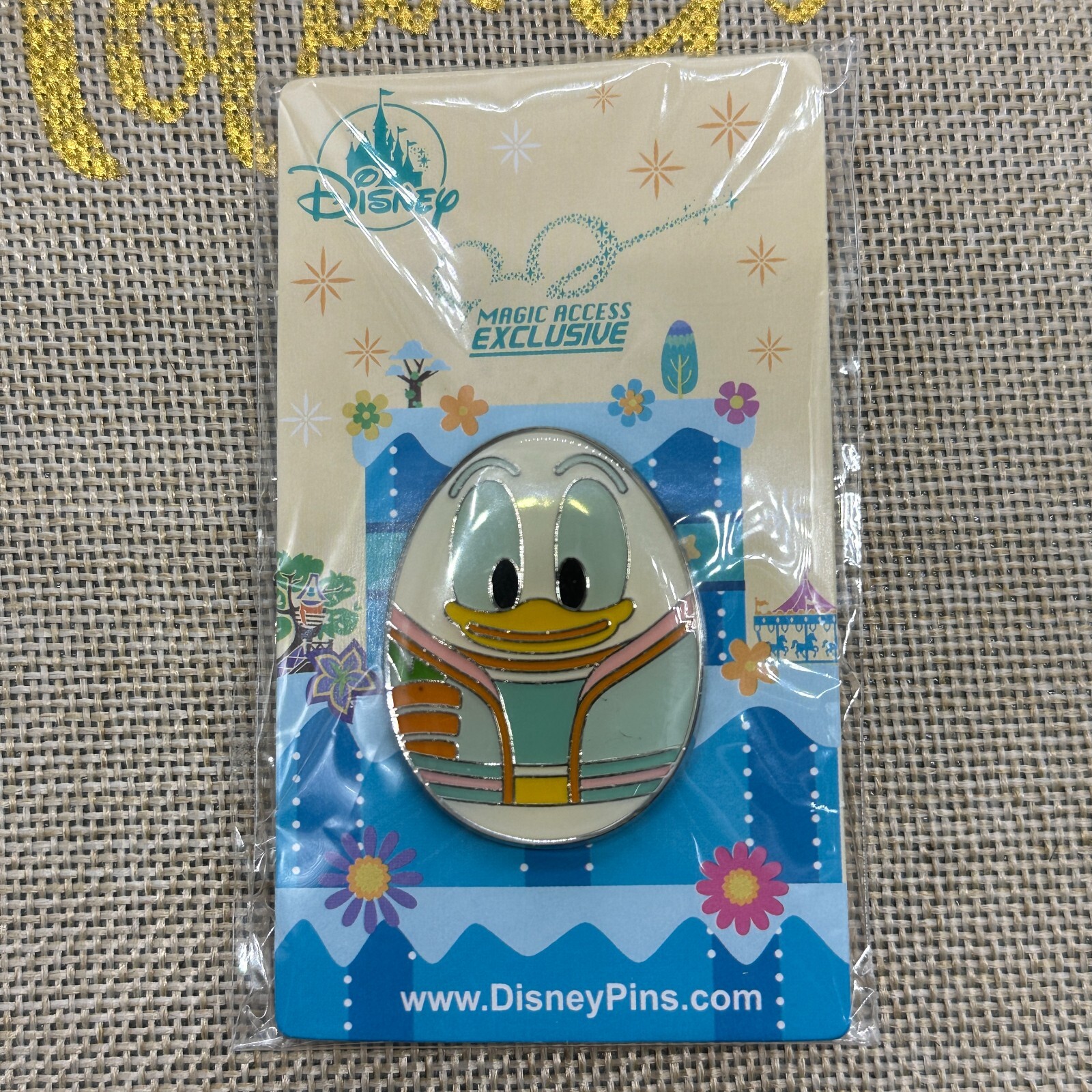 Hong Kong Disney Resort Pin Magic Access Exclusive Easter Egg Donald ...