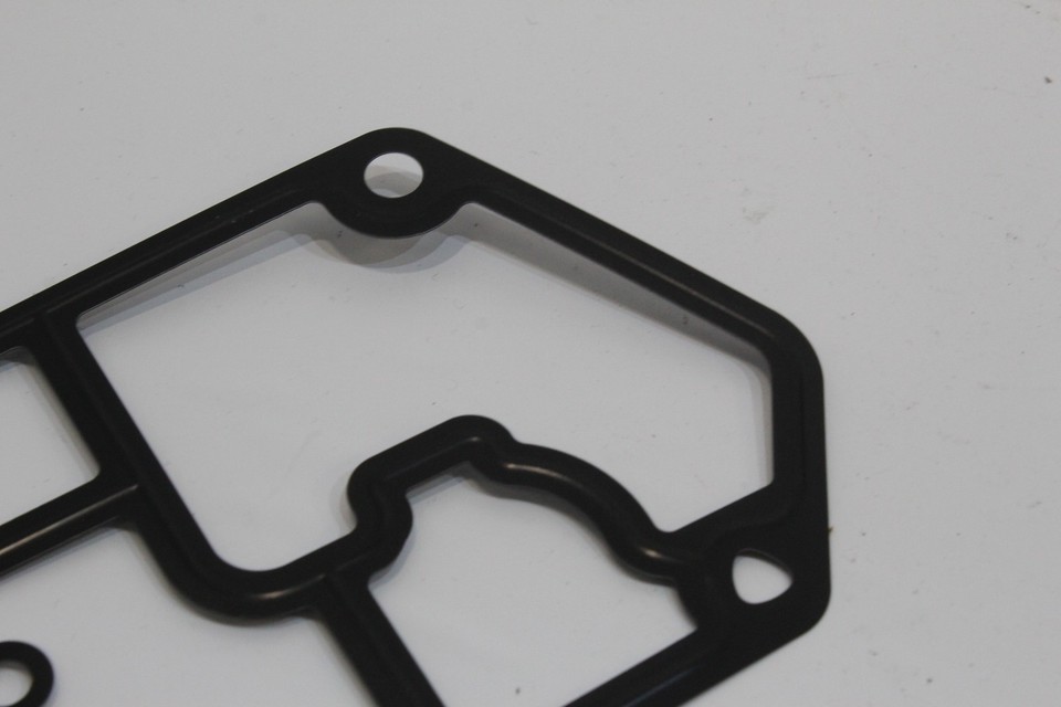 Seat Exeo 3R Oil Filter Housing Gasket New 045115441 | eBay