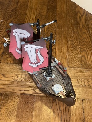 LEGO Castle: Troll Warship. Incomplete Ship (full Hull) Set 7048 ...