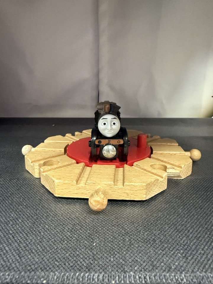 Thomas Wooden Railway Fix Me Up Stephen | eBay