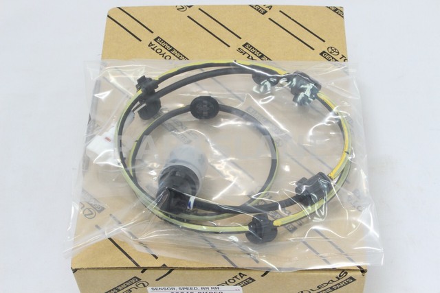 89545-0k050 Genuine OEM Toyota Sensor Speed RR RH 895450K050 for sale ...