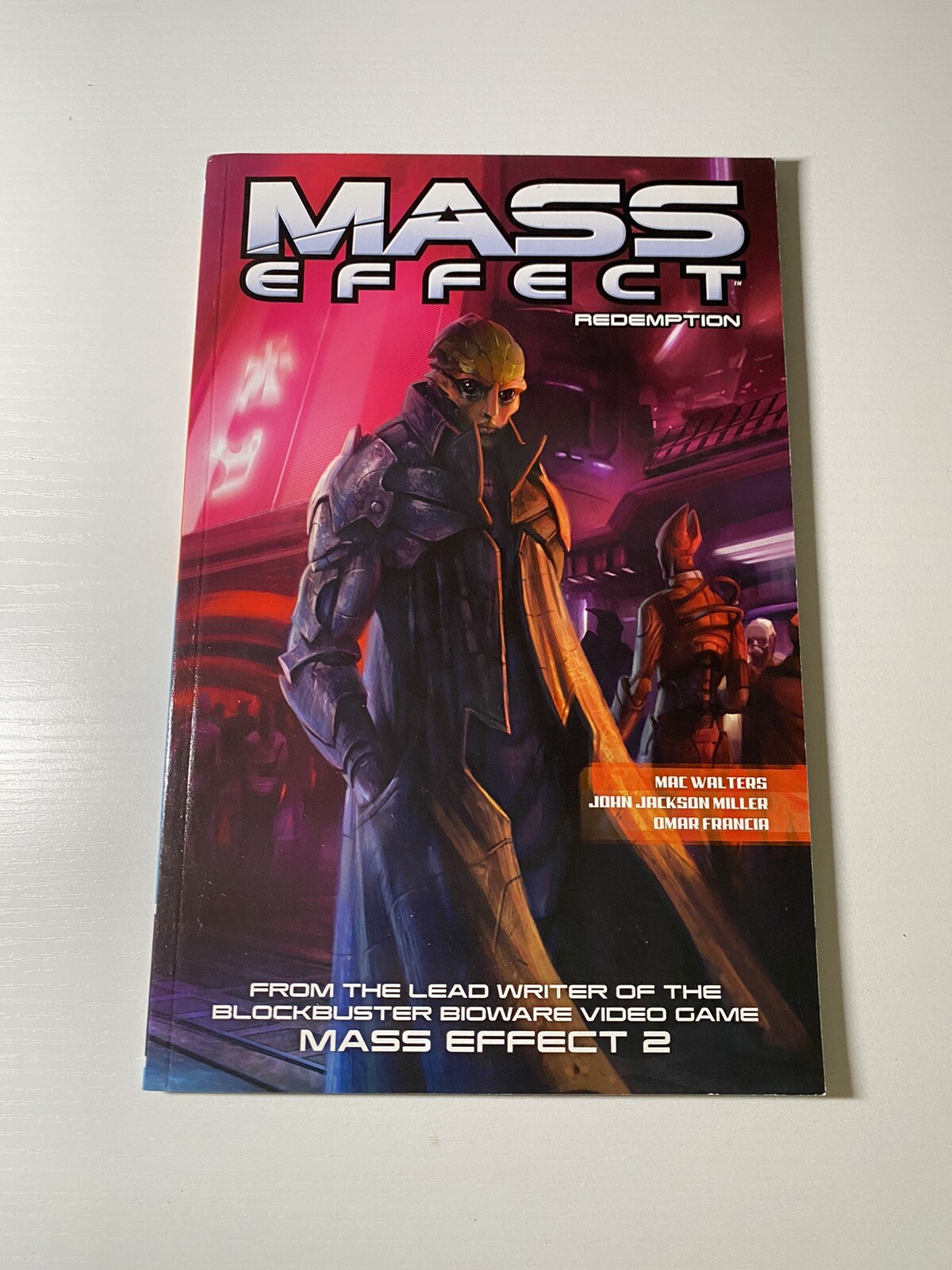 MASS EFFECT REDEMPTION Limited Edition Loot Crate VARIANT TPB Comic ...