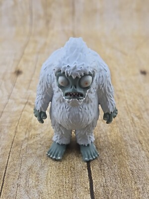 2012 Jazwares Plants Vs Zombies Yeti Abominable Snowman 2.5” PVC Figure ...