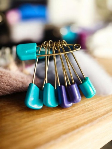 Set of 6 Safety Pins / Nappy Pins - Turquoise & Purple | eBay UK
