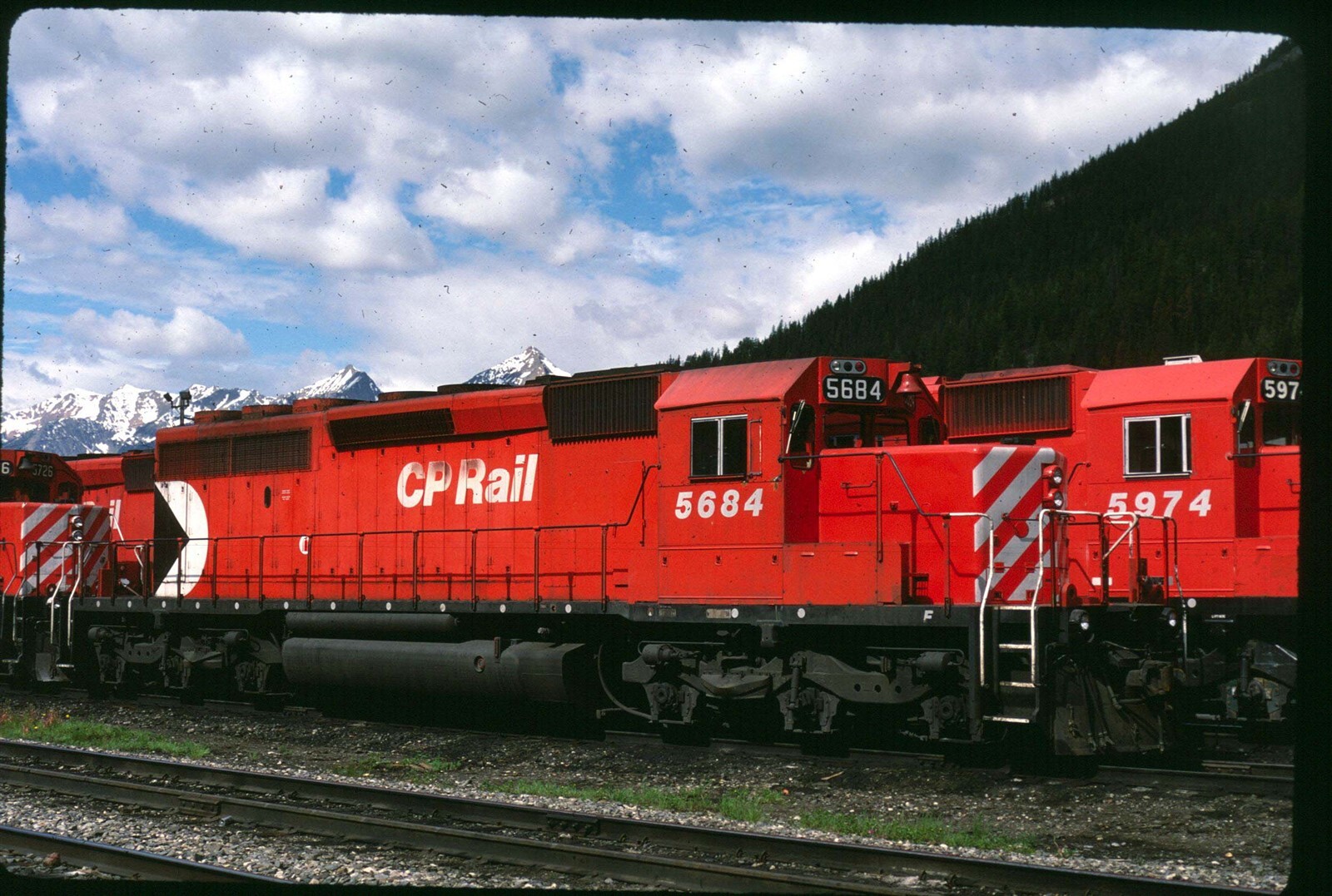 Original Rail Slide - CP Canadian Pacific 5684 Field BC 6-13-1987 | eBay