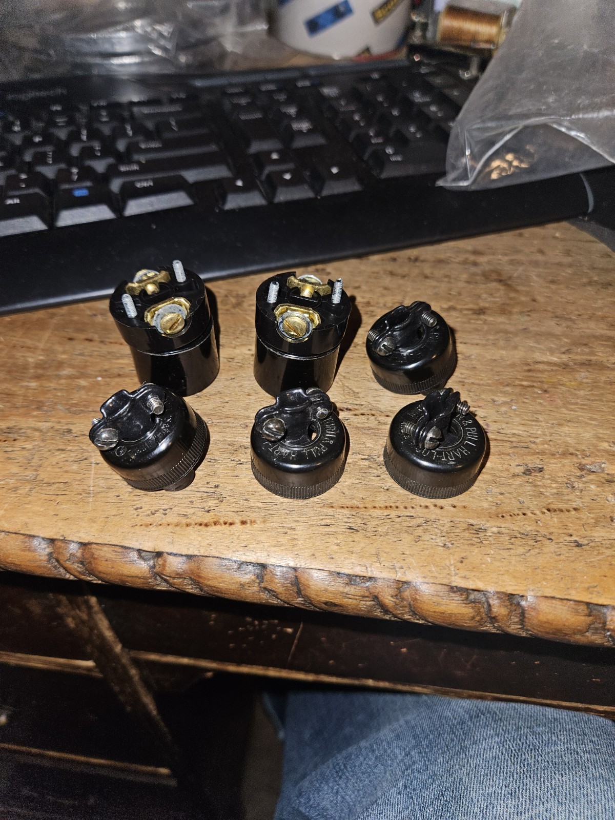 LOT Of Small Hart-Lock Turn & Pull Plugs Male & Female Twist & Lock 15 ...