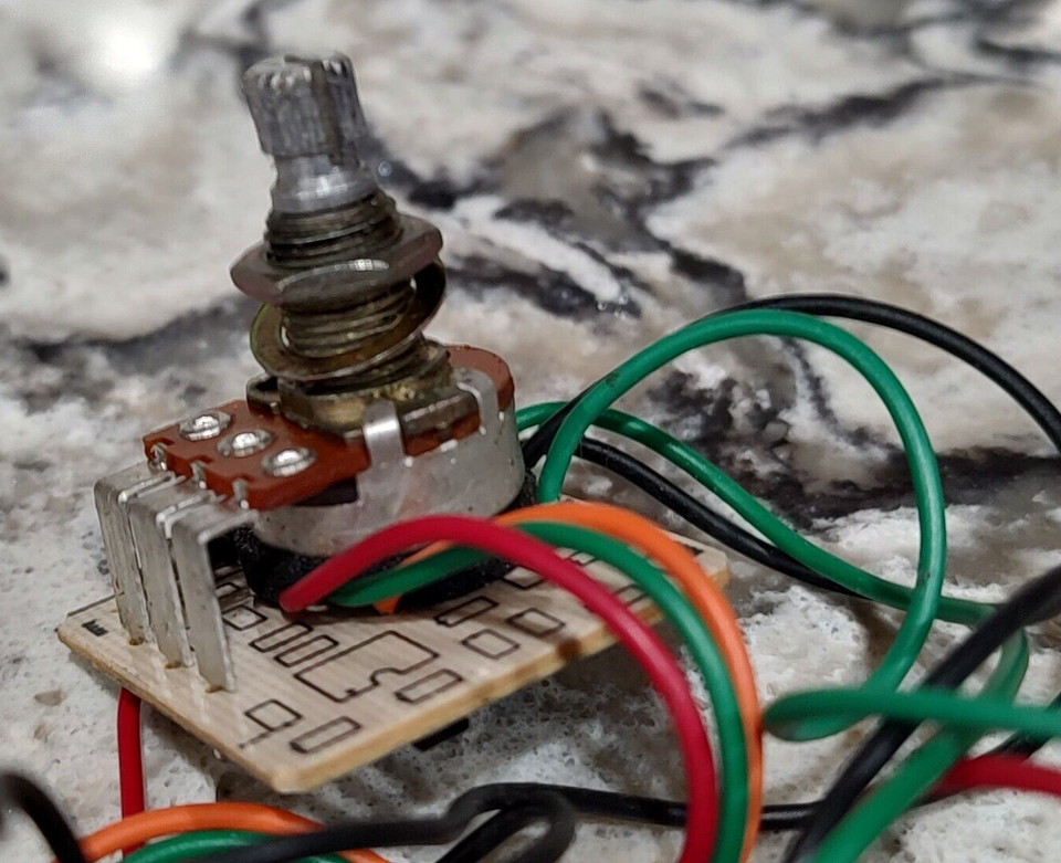 SPECTOR BASS ACTIVE ELECTRONICS - POTS + CIRCUIT BOARD OUT OF A CORT C5 ...