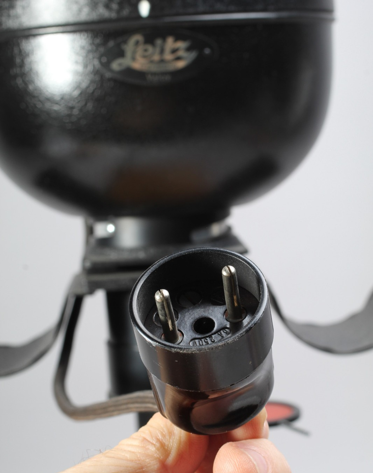 LEITZ VALOY MK 1 ENLARGER W FILTER 1930s CLEAN TESTED WORKS NO LENS | eBay