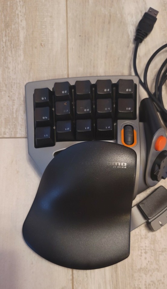 Belkin Nostromo Speedpad N52 F8GFPC100 Hybrid Keyboard Gamepad Gaming ...