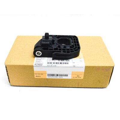 NEW BMW 3 G20 G21 RIGHT LOWER RADIATOR MODULE MOUNT 17119895624 OEM NO ...