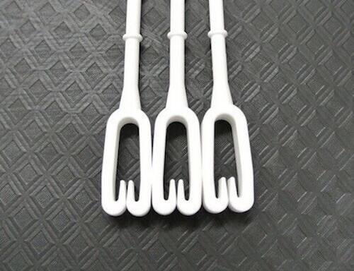 430mm Clasp Hanger (White Colour) x 100pcs - Great for Garden Hanging ...