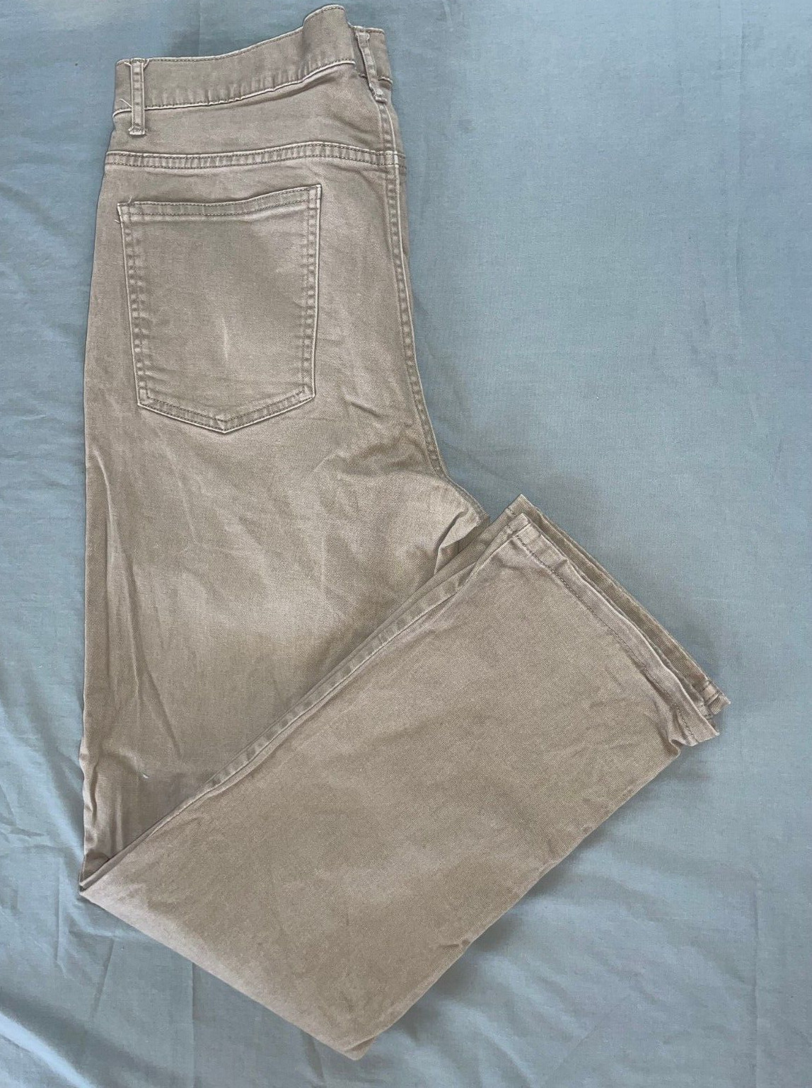 DKNY Slim Fit 5-Pocket Lightweight Jeans. Washed Beig… - Gem