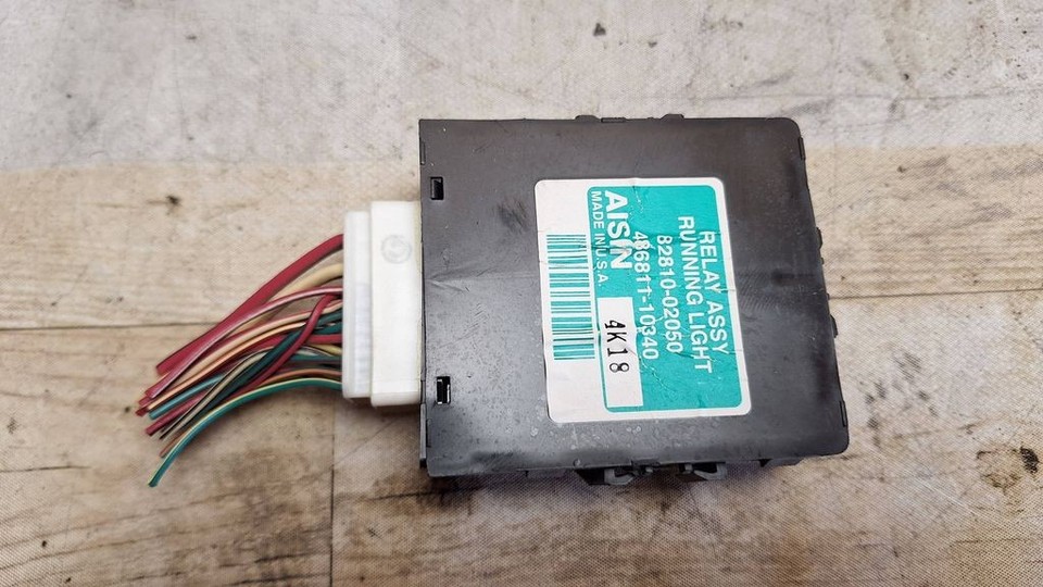 Pontiac Vibe 2007 Light control module unit LCM 8281002050 SMI90425 ...