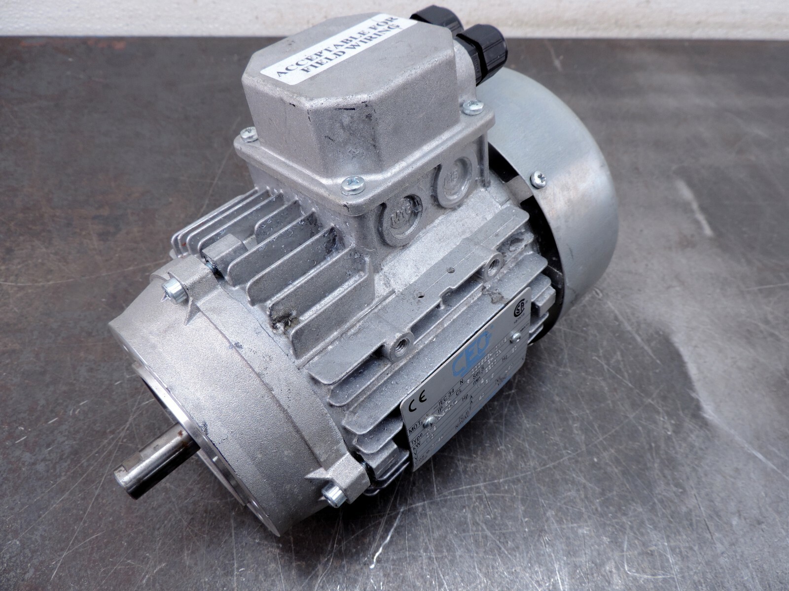 CEG Electric Motor 0.9 KW Speed 3300 RPM 110 vac 0005564 0118 MM71D2 ...