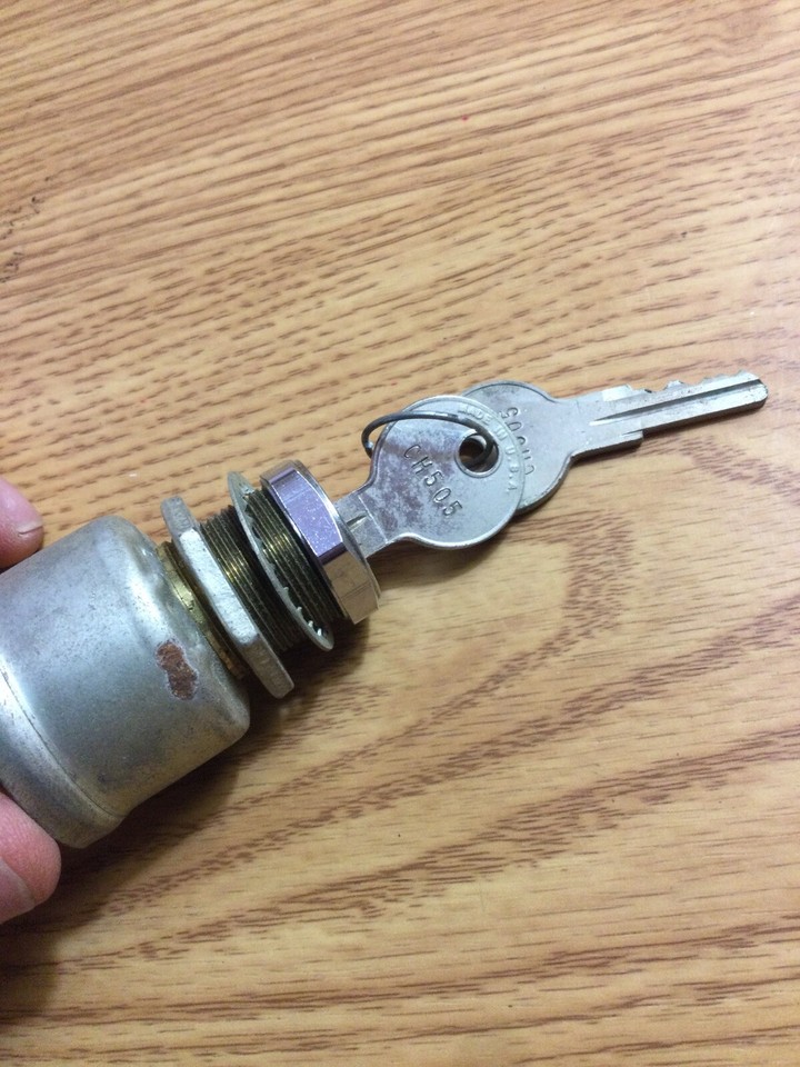 NOS Real Old Magneto Ignition Switch Hot Rod SCTA TROG COLLINS WICO ...