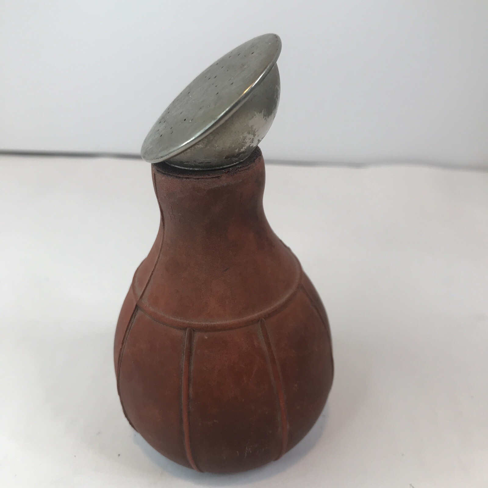 VINTAGE CLOTHES SPRINKLER ~ Red Rubber Bulb w/ Aluminum Top ~ Sun ...