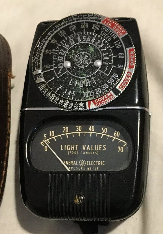 Vintage GE General Electric Light Meter Model 8DW58Y1 w/ Case & Strap ...