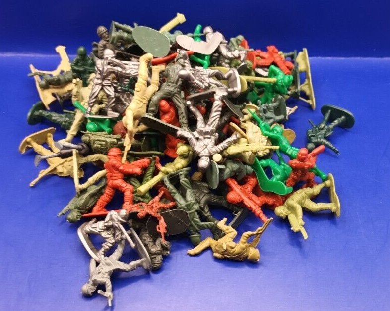 Assorted Army Figures Lot of 100 + Army Men Trucks Tanks and More!! | eBay