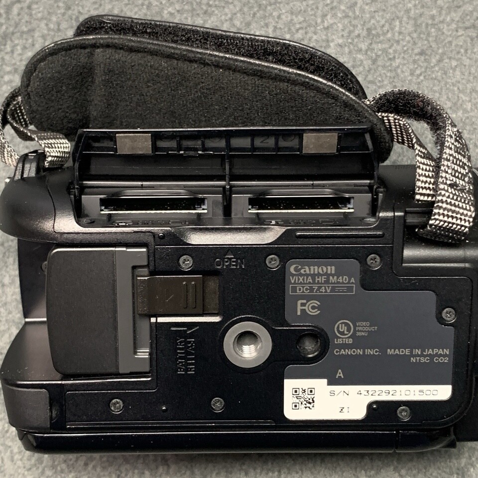 Canon VIXIA HF M40 Full HD 1080p AVCHD 16GB Flash Camcorder 10x Tested ...