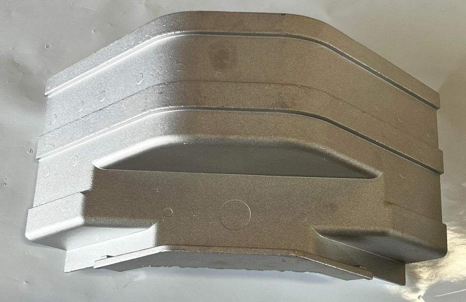 20-000002 / 04-28850-000 Genuine Stoughton Trailers Drilled Corner Cap ...