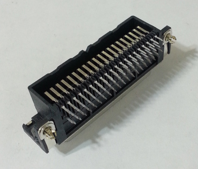 D-Sub Connector DB78 RA Receptacle Female Gold Plated Pins AMP 748483-5 ...