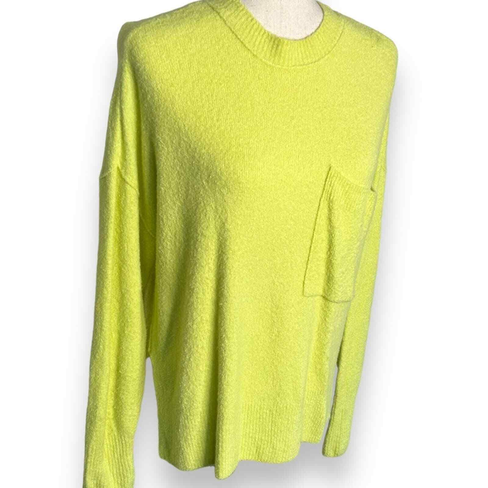 Pistola Darya Cashmere Blend Key Lime Drop Shoulder S… - Gem
