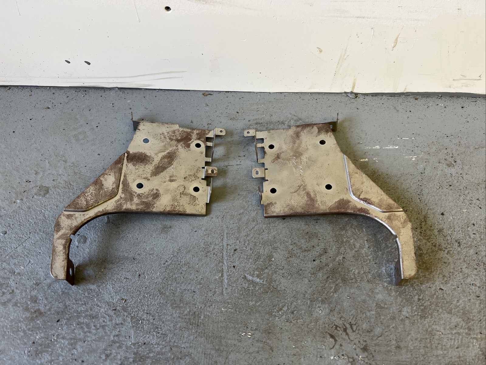 2003-2008 Nissan 350Z OEM RADIO BRACKETS | eBay