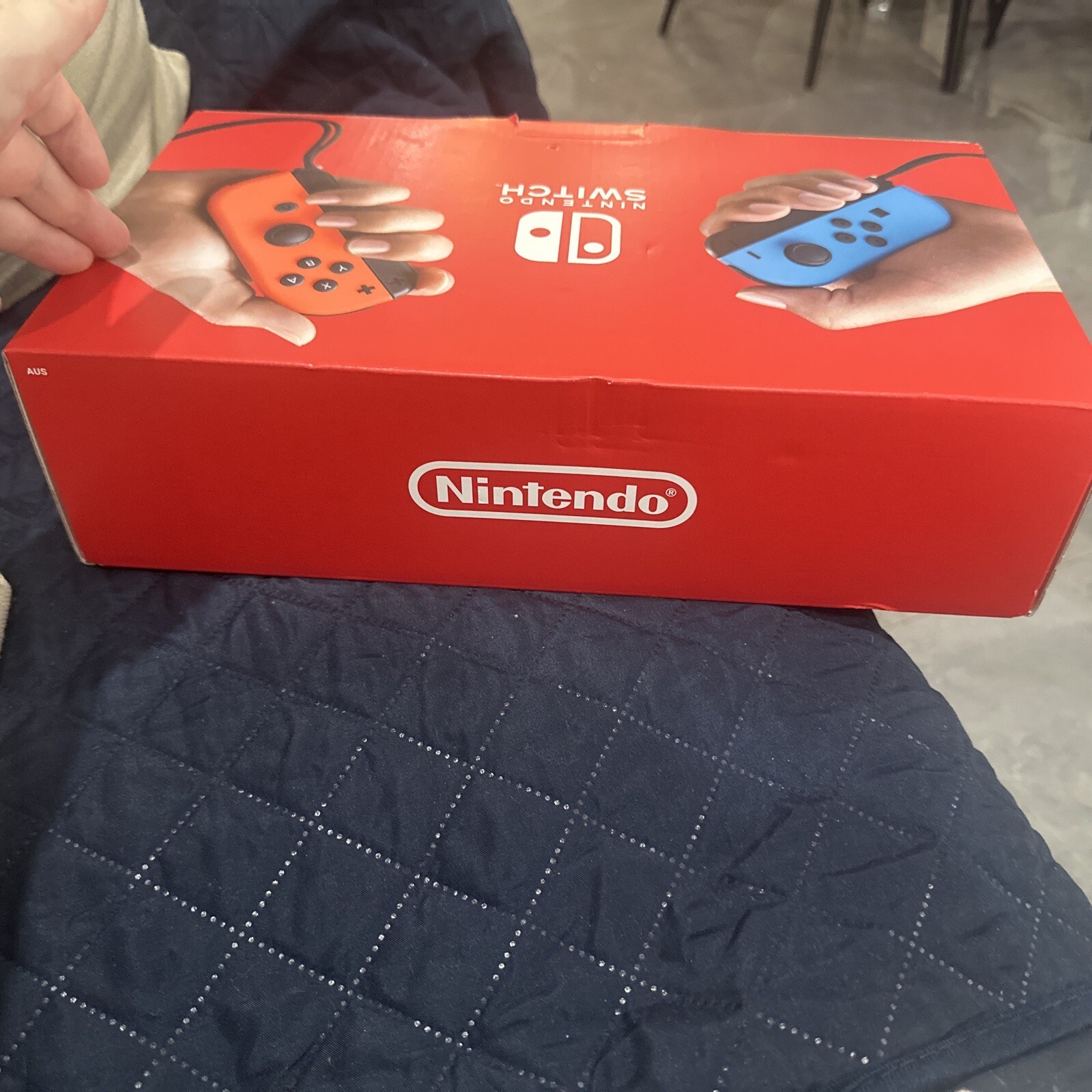 Nintendo Switch Portable Gaming Console - Neon Blue/Neon Red ...