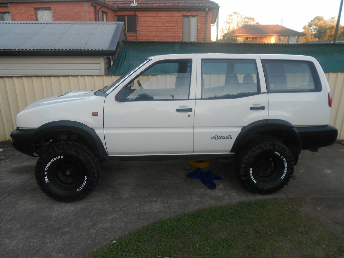 Nissan Terrano 2 Lift Kit