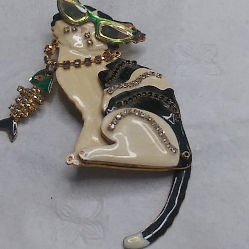 Lunch At The Ritz Cat Rhinestone Purple Stone Fish Around Neck Pin ...