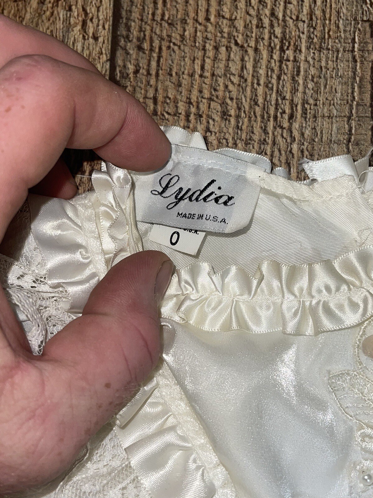 Frilly Girl Vintage Lydia - Beautiful Lace Cream ruff… - Gem