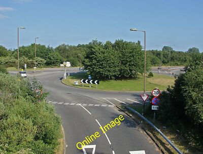 Photo 6x4 North Camp Station roundabout Farnborough/SU8754 The eastern ...