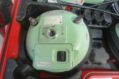 Leica Viva GS14 GNSS smart antenna System | Grelly USA