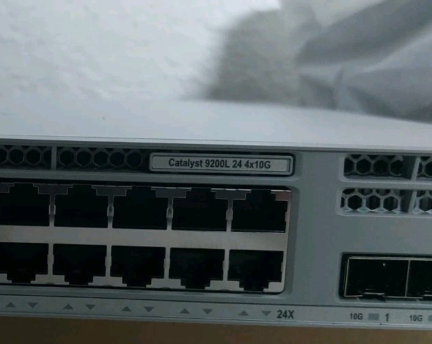 Cisco C9200L-24P-4G-E Catalyst 9200L 24-port PoE+ 4x1G uplink Switch | eBay