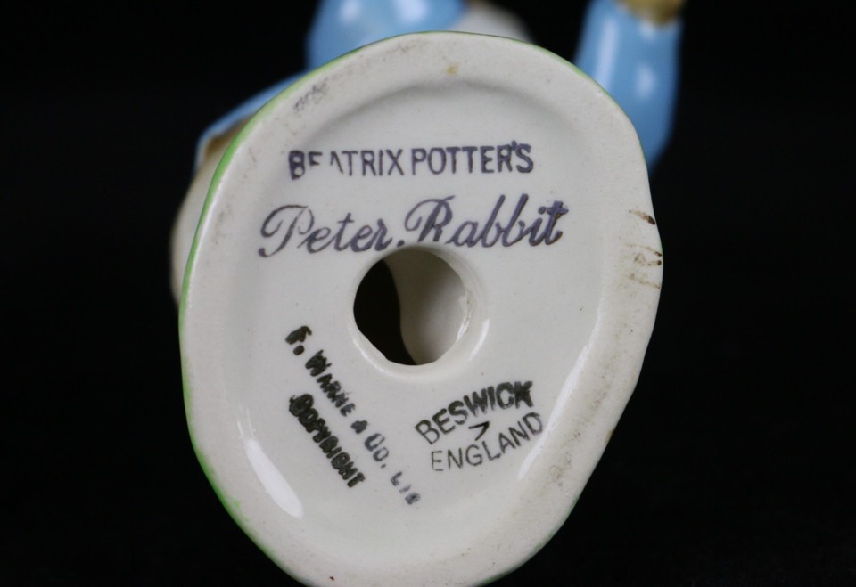 Beatrix Potter Peter Rabbit Beswick Figurine Gold Oval BP2 | eBay