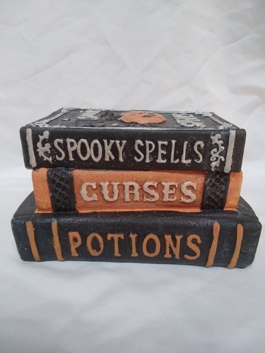HALLOWEEN CERAMIC STACK OF BOOKS SPOOKY SPELLS CURSES POTIONS TABLE ...