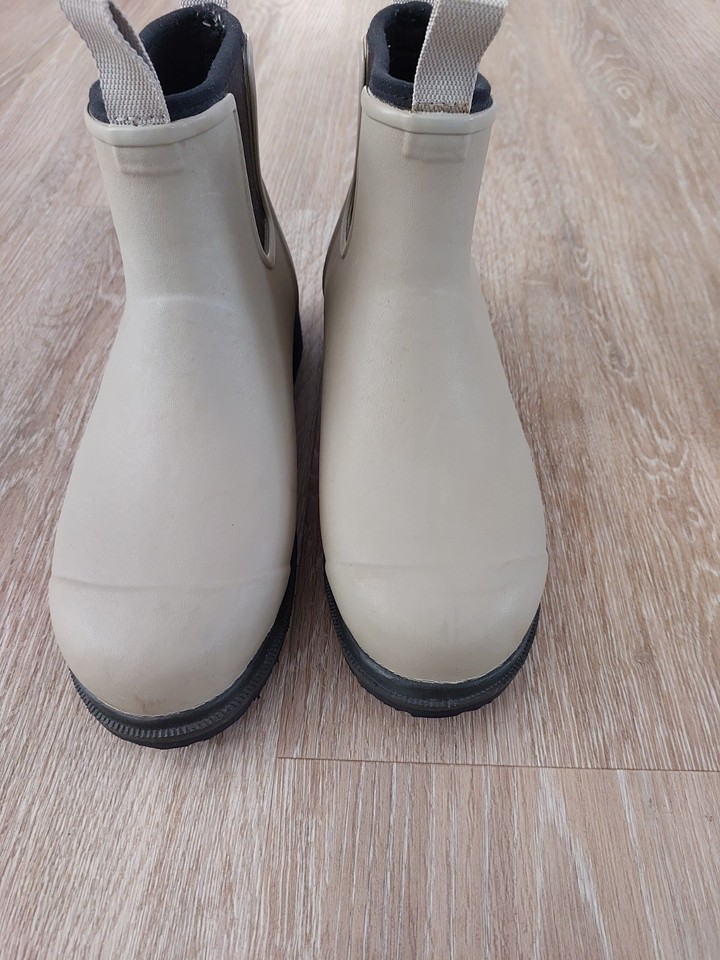 MERRY PEOPLE 'Bobbi' size 40 AU 9 Sand | eBay