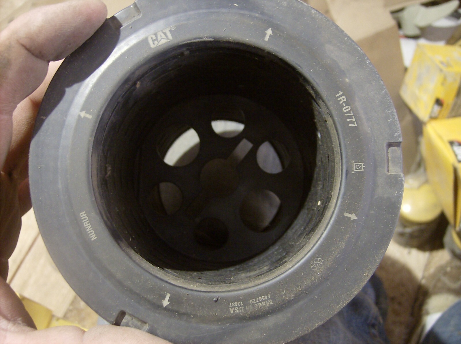 CATERPILLAR 1R0777 - cross reference oil filters | oilfilter ...