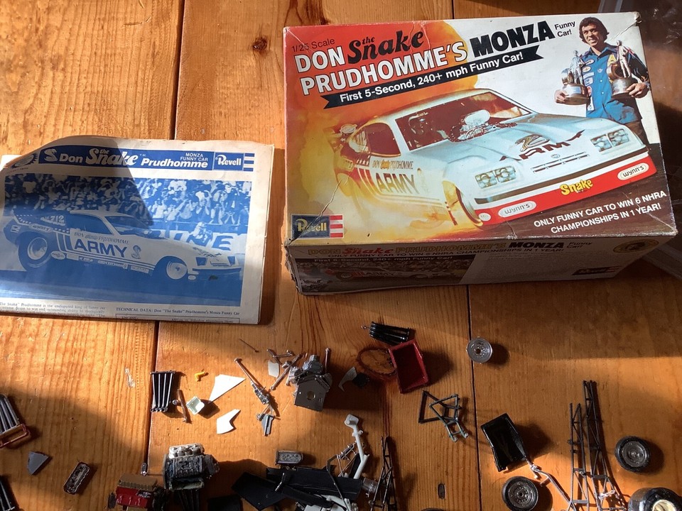 1/25 Revell Funny Car Frame multiple body don the snake box ...